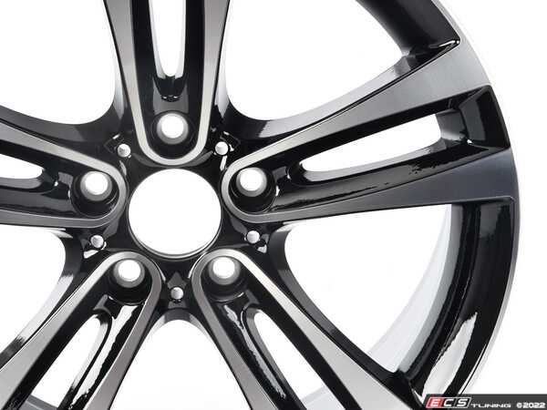 Genuine BMW - 36116882588 - Bmw Light Alloy Wheel Double Spoke 397 - 18 ...