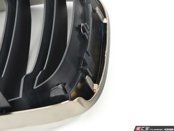 Genuine BMW - 51137464934 - Grille - Front - Right - Mpa (51-13-7-464-934)