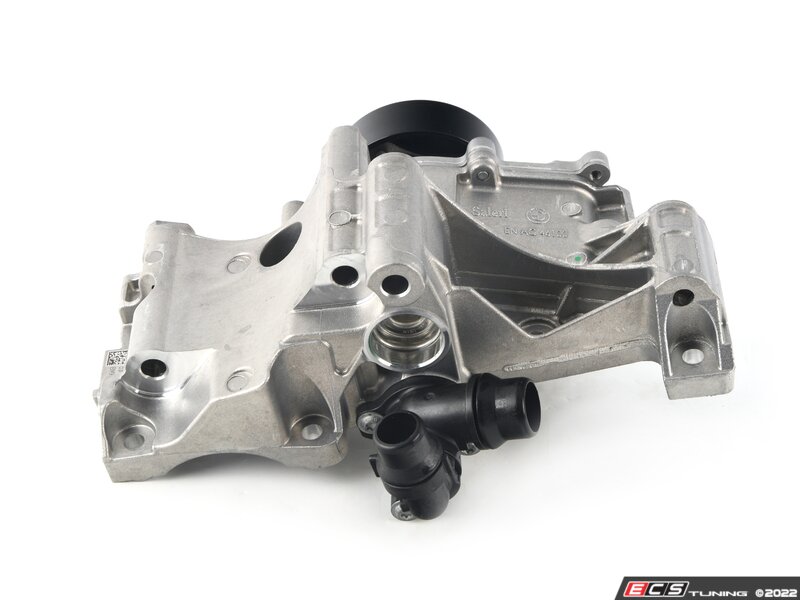 Genuine BMW - 11518650988 - COOLANT PUMP WITH SUPPORT (11-51-8-650-988)