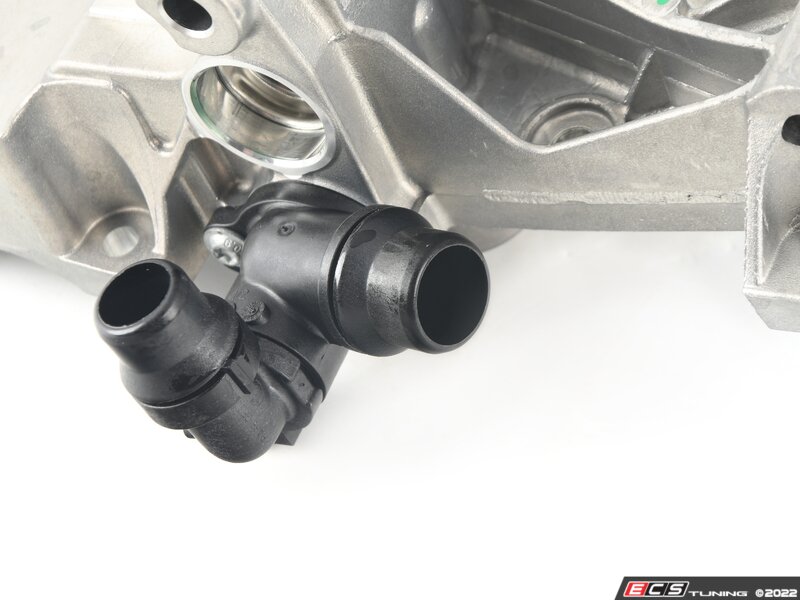 Genuine BMW - 11518650988 - COOLANT PUMP WITH SUPPORT (11-51-8-650-988)