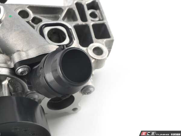 Genuine BMW - 11518650988 - COOLANT PUMP WITH SUPPORT (11-51-8-650-988)