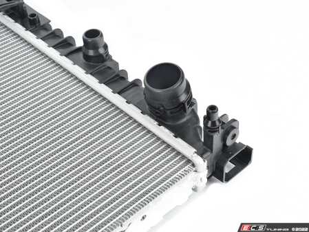 Genuine BMW - 17118743667 - RADIATOR (17-11-8-743-667)