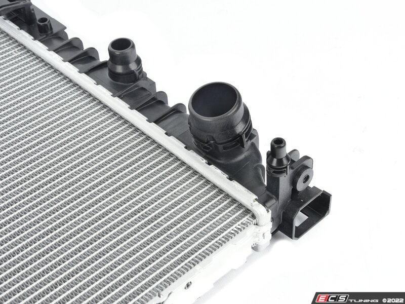 Genuine BMW - 17118743667 - RADIATOR (17-11-8-743-667)