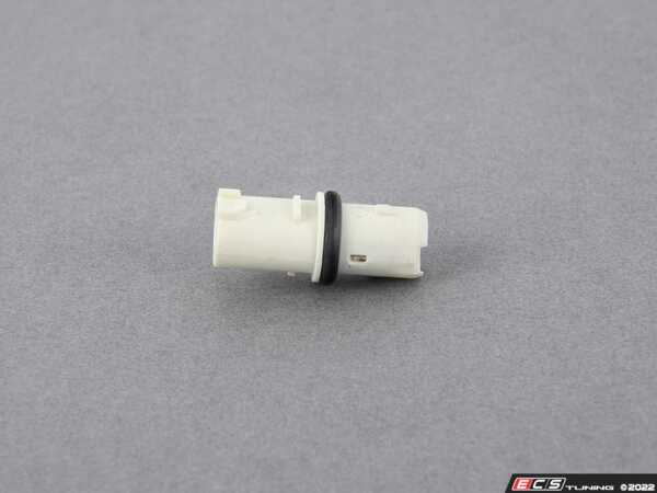 URO - 63138382104 - Bulb Socket - Priced Each