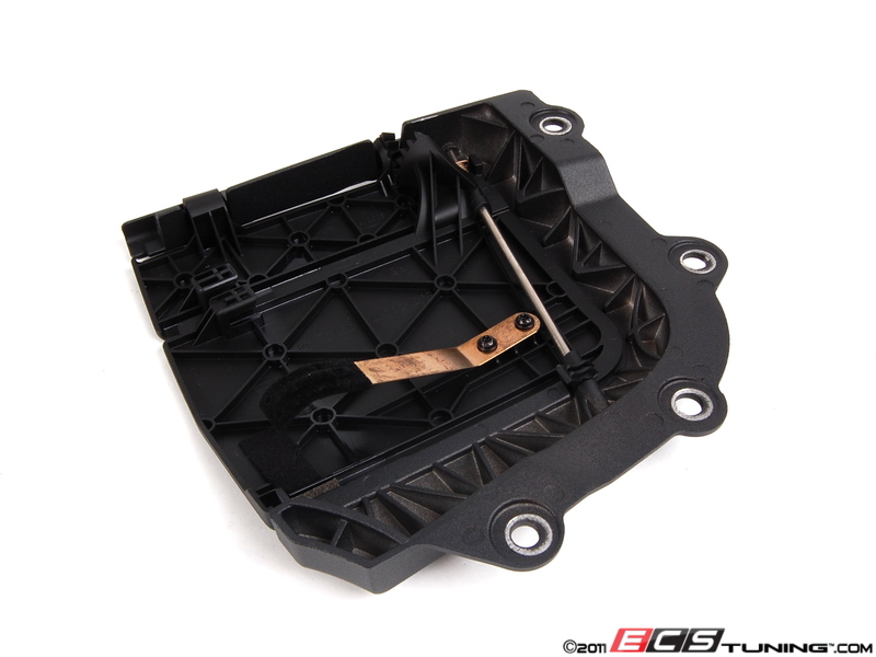 Genuine BMW - 54377174545 - E93 Convertible top hinge trim - left (54 ...