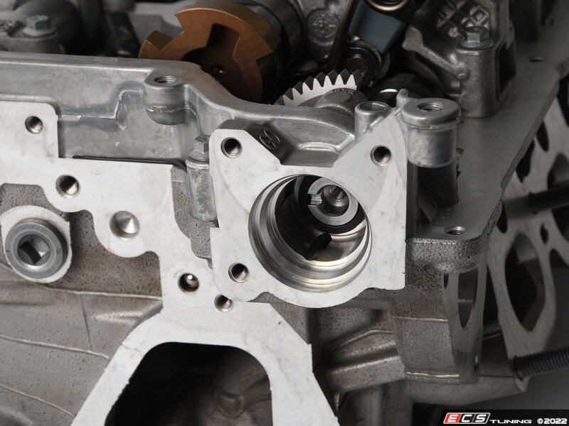 Genuine MINI - 11122470427 - Cylinder Head (11-12-2-470-427)