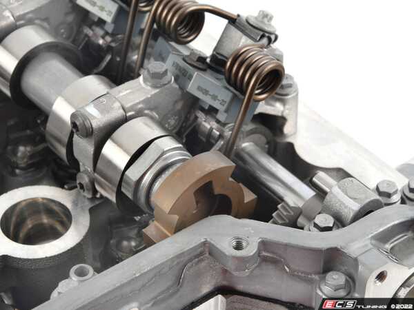 AMC - 11127596054 - Cylinder Head 910771