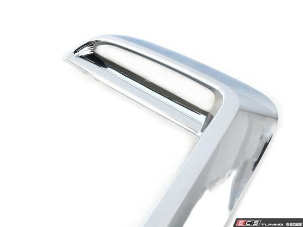 Genuine BMW - 51118061118 - COVERING RIGHT (51-11-8-061-118)