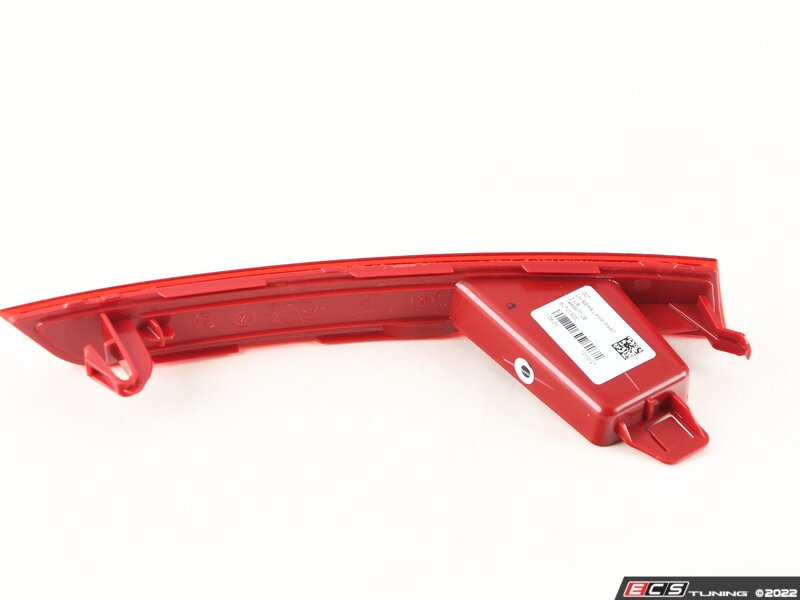 Genuine BMW - 63147463977 - REFLECTOR LEFT (63-14-7-463-977)