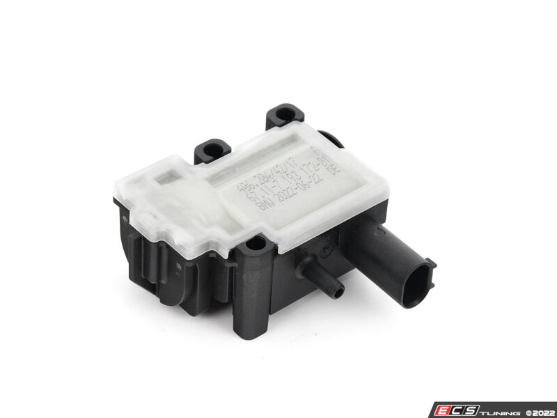 Genuine BMW - 67117193172 - Filler Flap Actuator (67-11-7-193-172)