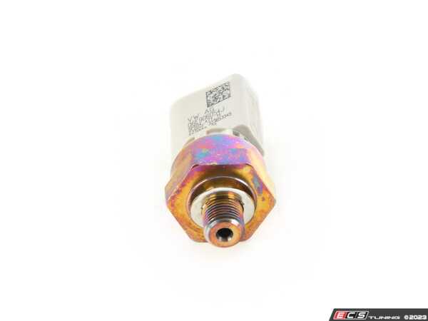 Genuine Volkswagen Audi - 06E906054J - Oil Pressure Sensor (06E 906 054 J)