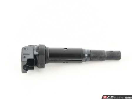 Genuine BMW - 12135A06753 - Ignition Coil With Spark Plug Connector (12 ...