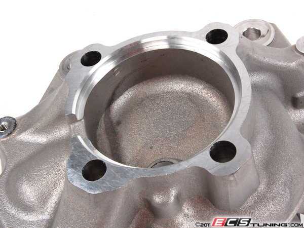 Genuine BMW - 31216793924 - Front Wheel Bearing Housing - Right (31-21 ...