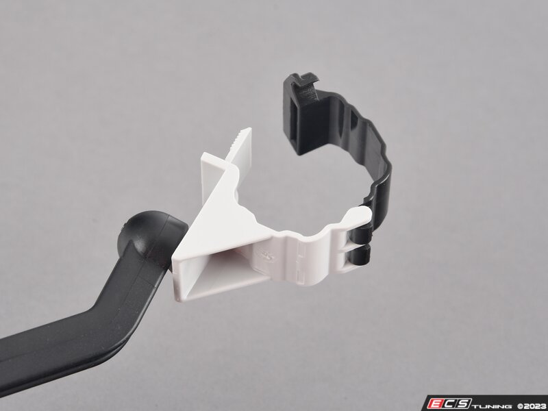 Genuine BMW - 37148851843 - JOINTED ROD FRONT (37-14-8-851-843)