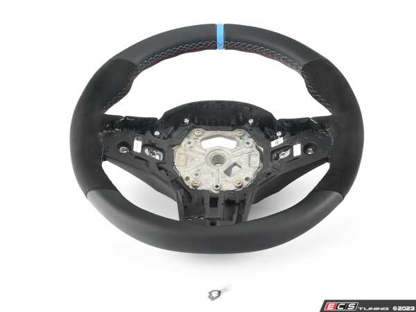 Genuine BMW M Performance - 32302462910 - M Performance Steering Wheel Pro