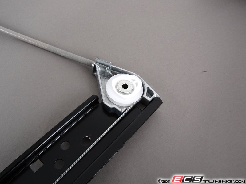 Genuine Volkswagen Audi - 7L0837461F - Front Window Regulator - Left ...