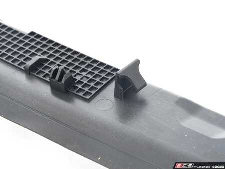 Genuine Volkswagen Audi - 5G0821111C - SOUND ABS (5G0 821 111 C)