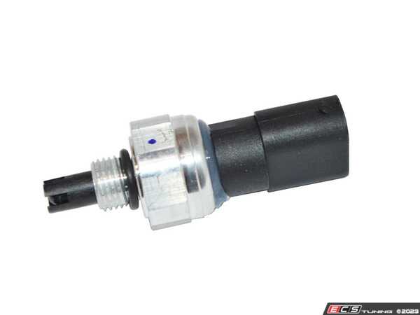 Hamburg Tech - 2038300472 - A/C Temperature Switch