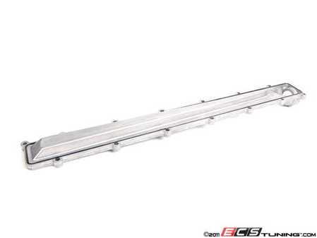 Genuine BMW - 11147506384 - Cover Cap with Gasket for Engine Block ...