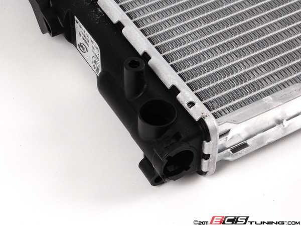 Genuine BMW - 17119071518 - Radiator (17-11-9-071-518)