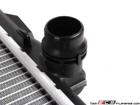 Genuine BMW - 17119071518 - Radiator (17-11-9-071-518)