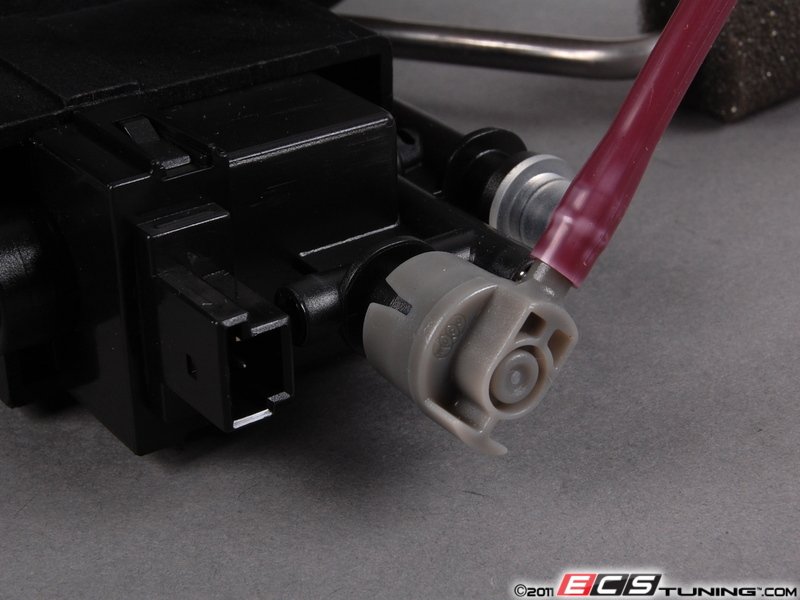 Genuine Mercedes Benz - 2307500185 - Trunk Latch Assembly