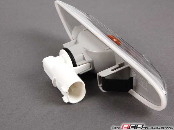 Genuine BMW - 63137253325 - Clear Side Marker Assembly - Right (63-13-7 ...
