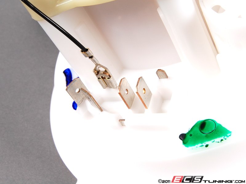 Genuine Volkswagen Audi - 7L0919679 - Fuel Tank Flange With Integrated ...