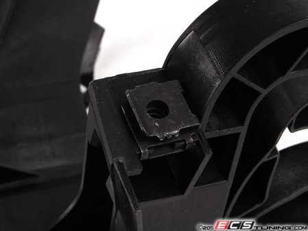 Genuine Volkswagen Audi - 8K0805608C - Headlight Plate - Right (8K0 805 ...