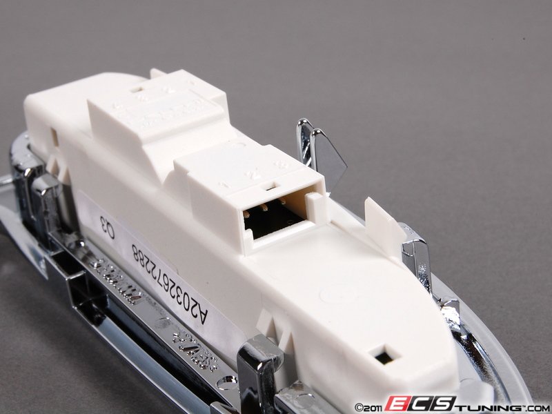 Genuine Mercedes Benz - 2032672288 - Shifter Gate Trim