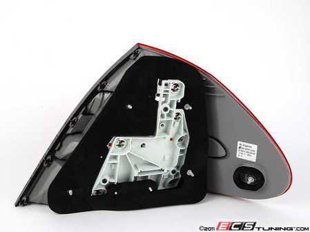 Genuine Mercedes Benz - 2118200364 - TAIL LAMP