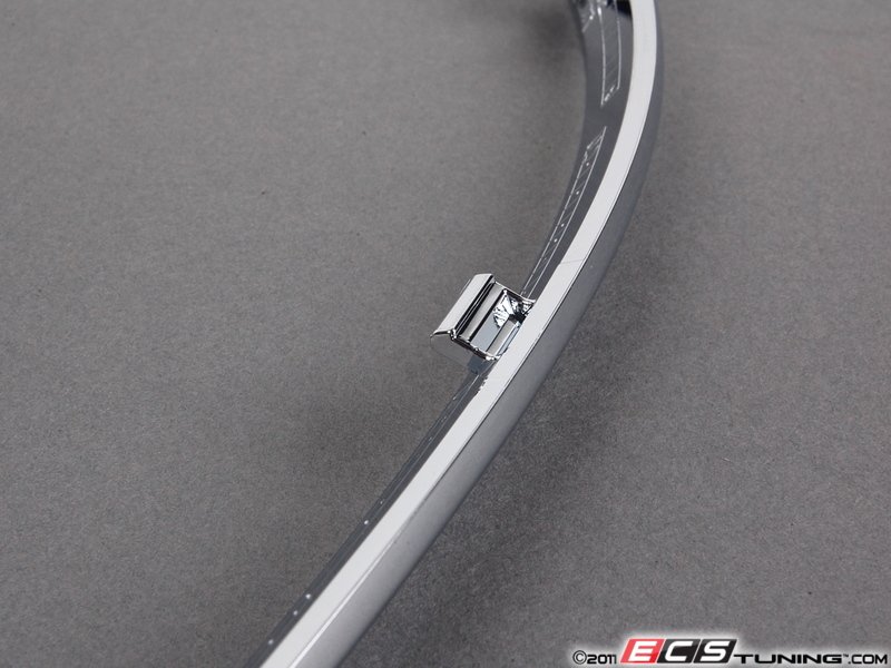 Genuine Mercedes Benz - 2208850674 - FENDER SKIRT