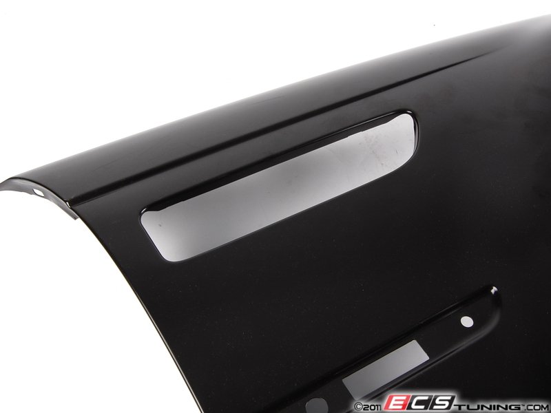 Genuine BMW - 41357894338 - Front Fender - Right (41-35-7-894-338)