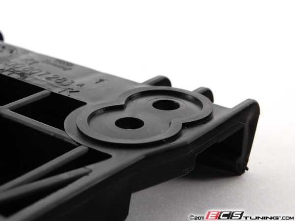 Genuine Volkswagen Audi - 8D0807283A - Front Bumper Cover Guide - Left ...