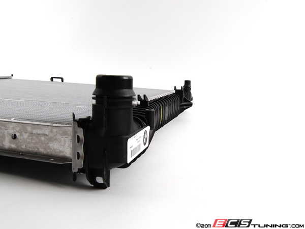 Genuine BMW - 17101439101 - Radiator (17-10-1-439-101)