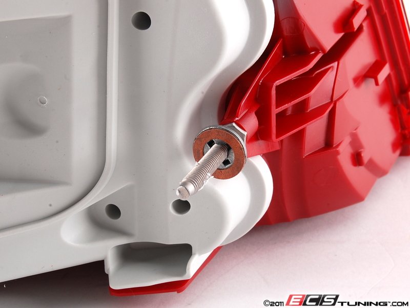 Genuine Volkswagen Audi - 4F5945096M - LED Tail Light - Right (4F5 945 ...