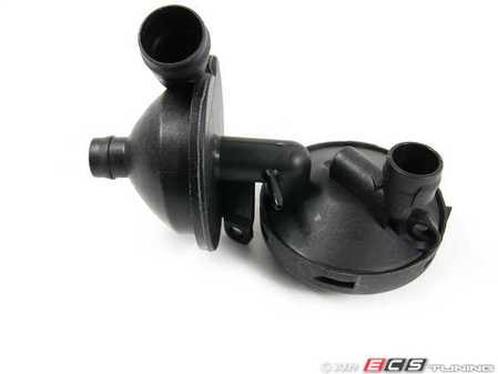 EZ - 11617501566 - Crankcase Vent Valve (Pressure Regulating Valve)