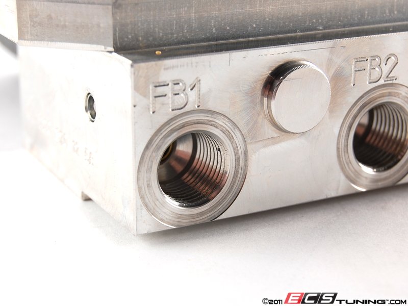 Genuine Mercedes Benz - 2203201258 - Control Valve Block For Active ...