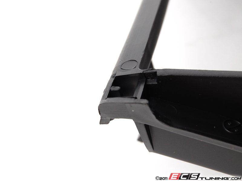 Genuine BMW - 51118235671 - Front Bumper Grille (51-11-8-235-671)