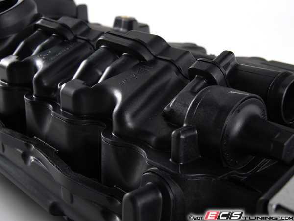 Genuine BMW - 11127565284 - Valve Cover - N54 (11-12-7-565-284)