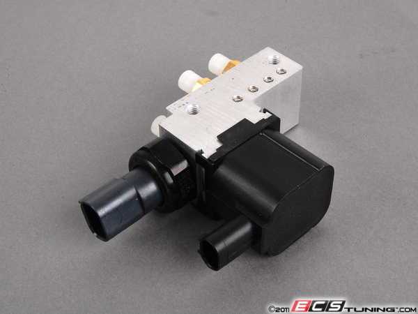 Genuine Mercedes Benz - 2113200158 - Suspension Valve Block