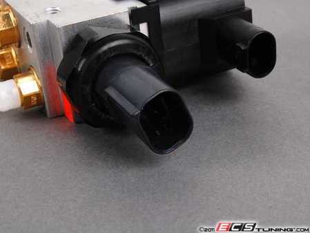 Genuine Mercedes Benz - 2113200158 - Suspension Valve Block