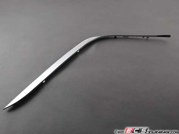 Genuine BMW - 51118125438 - Chrome Bumper Trim - Right (51-11-8-125-438)