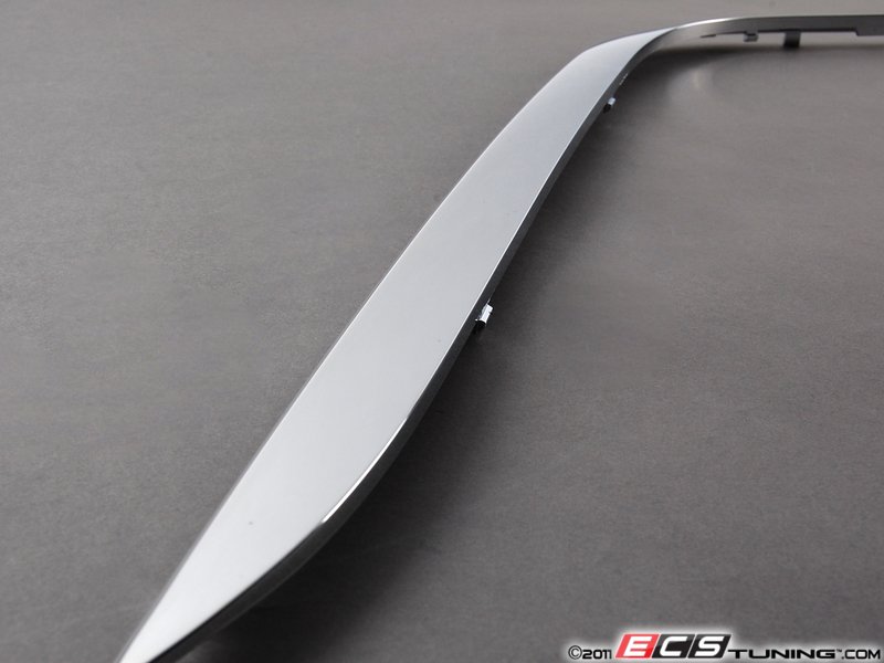 Genuine BMW - 51118125438 - Chrome Bumper Trim - Right (51-11-8-125-438)