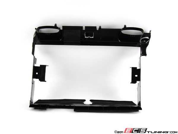 Genuine Mercedes Benz - 2035052530 - RIGHT AIR DE