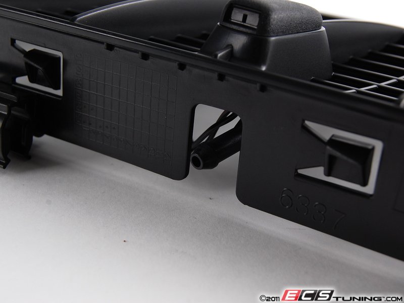 Genuine BMW - 51138402669 - Hood air inlet grille - left (51-13-8-402-669)