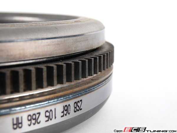 Genuine Volkswagen Audi - 06F105266AA - Dual Mass Flywheel (06F 105 266 AA)