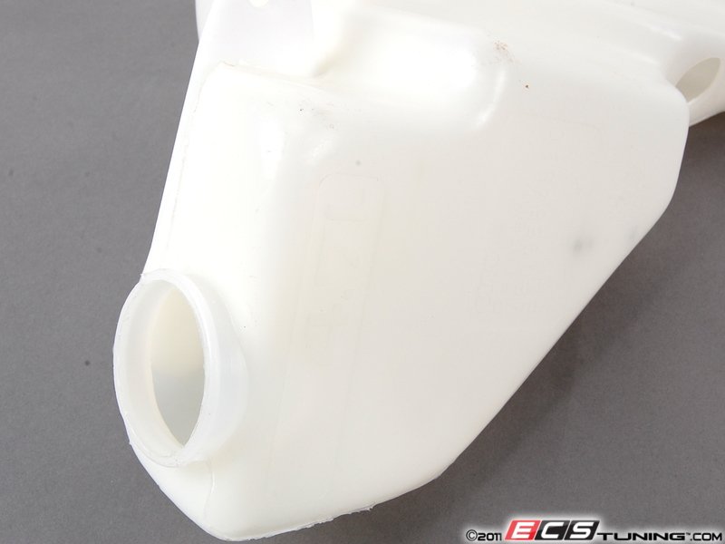 Genuine Volkswagen Audi - 4b0955453c - Windshield Washer Reservoir ...