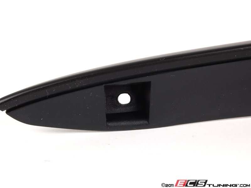 Genuine BMW - 51137170676 - E53 X5 Trunk Lid Grip (Black) (51-13-7-170-676)