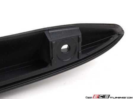 Genuine BMW - 51137170676 - E53 X5 Trunk Lid Grip (Black) (51-13-7-170-676)